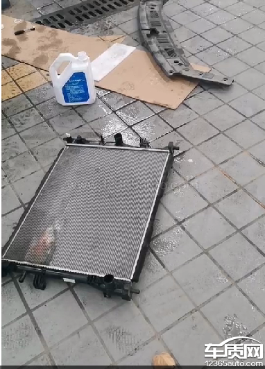 长安CS75发动机水箱渗水希望厂家处理 - 车质网